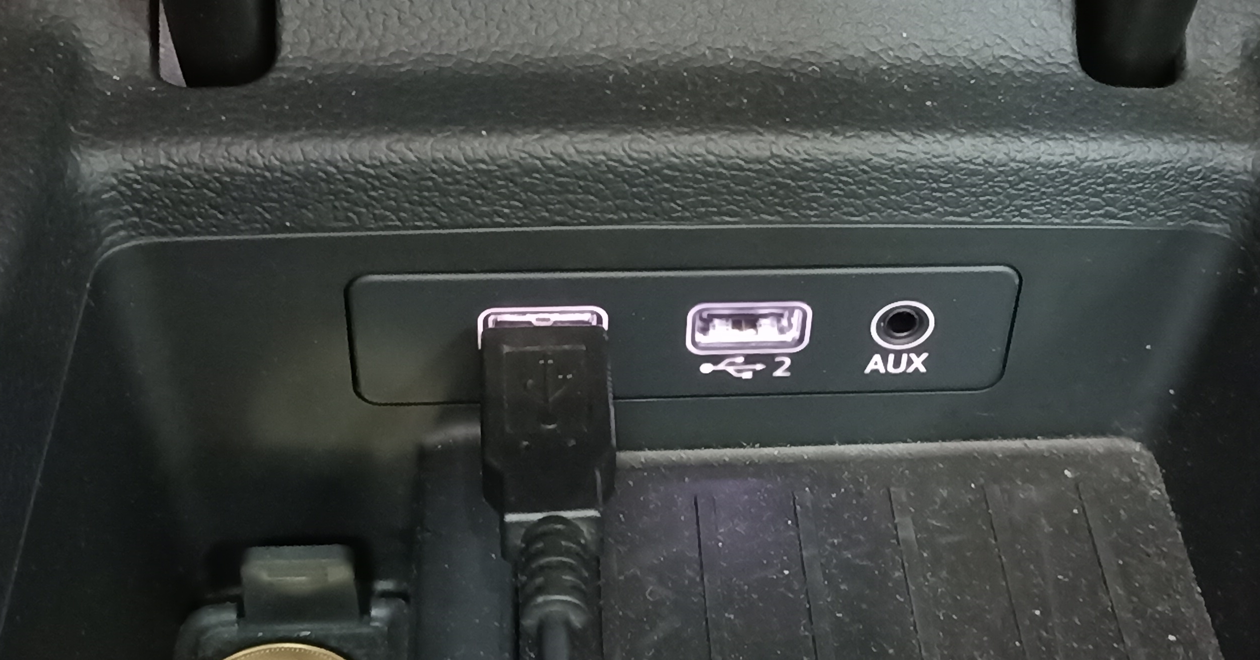 Instalare Port USB Apple Carplay Android Auto Audi A4 B9 - VAG ...